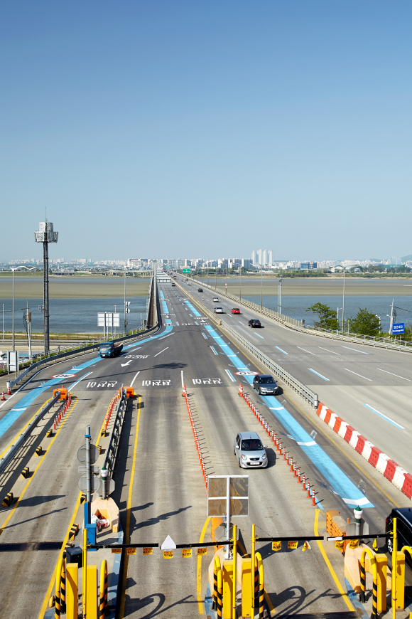 [경기24시] 경기도, 道 관리 민자도로 3곳 설 연휴 무료통행 결정…183만 대 혜택